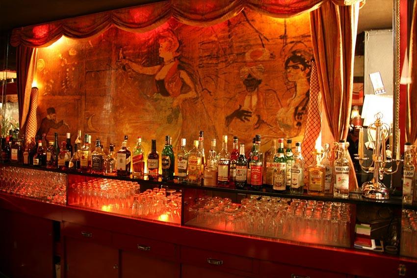 Nostalgische Table-Dance Bar / Kabarett im Zentrum von Köln - Luricky ...